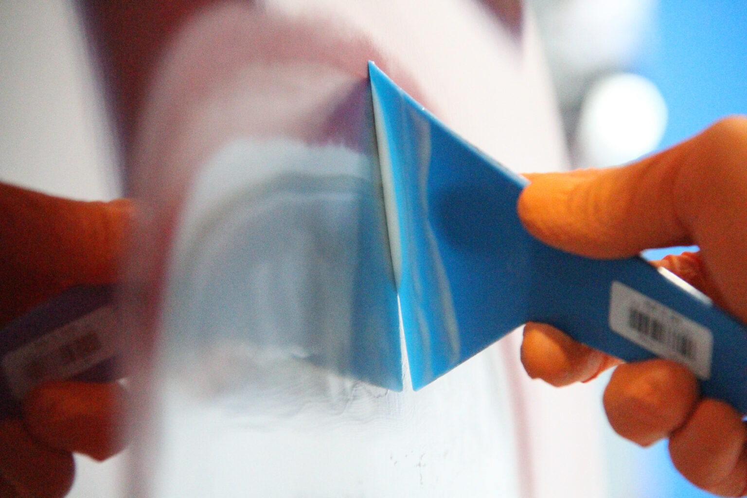 UVパテ（光硬化パテ）の使い方を解説！綺麗に仕上がるコツも - 株式会社LASTHOPE